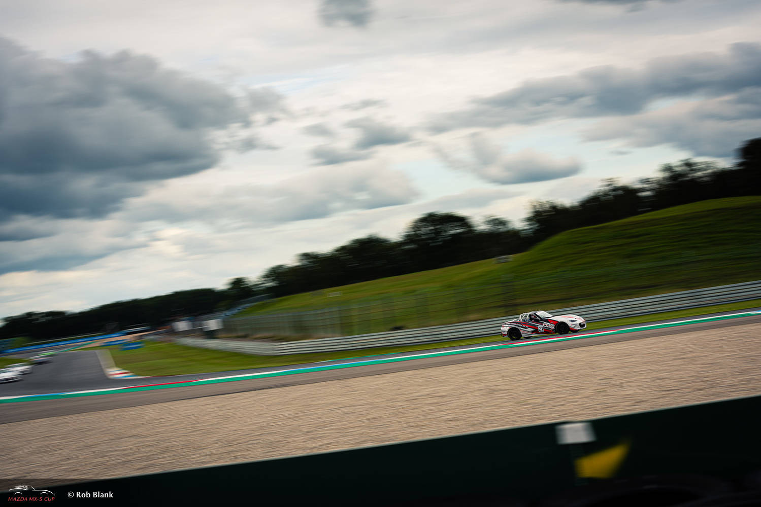DTM - 2020 - Rob blank - Betcity Mazda MX-5 Cup