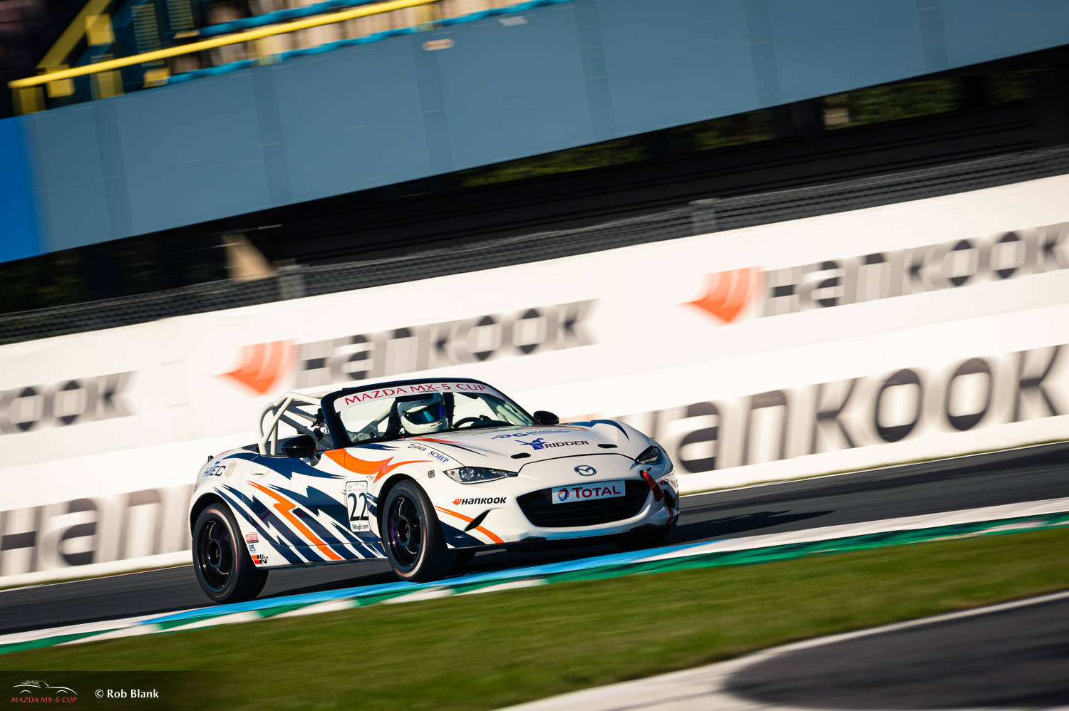DTM - 2020 - Rob blank - Betcity Mazda MX-5 Cup