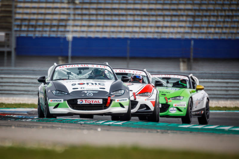 Mazda MX-5 coureurs laten nieuwe generatie racen zien tijdens Gamma ...