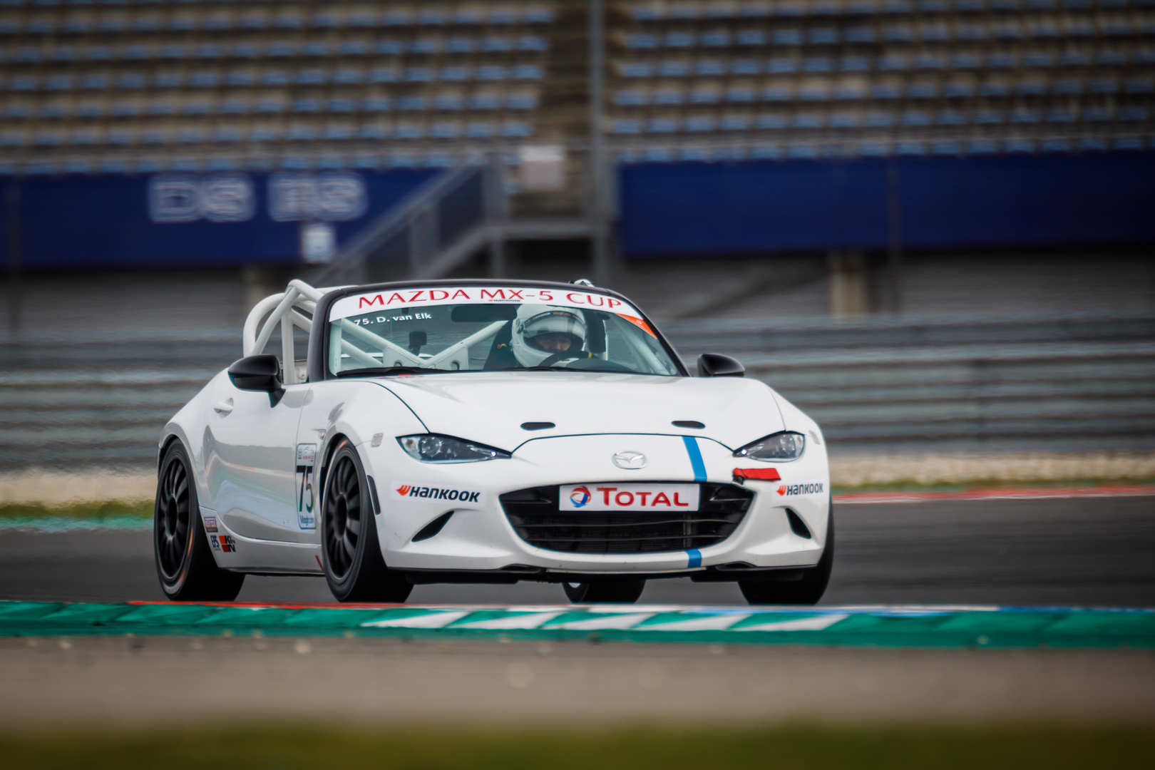 Mazda MX-5 Cup driemaal in actie tijdens Zandvoortse Voorjaarsraces ...