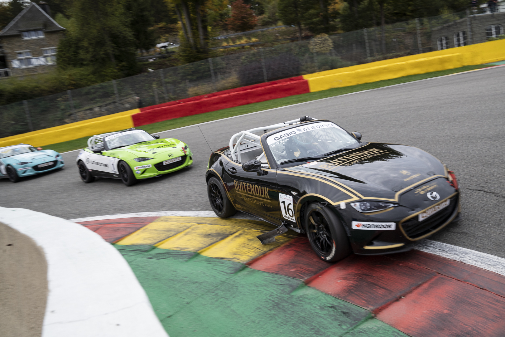 Niels Langeveld verslaat Marcel Dekker in thriller op Spa - Mazda MX-5 Cup