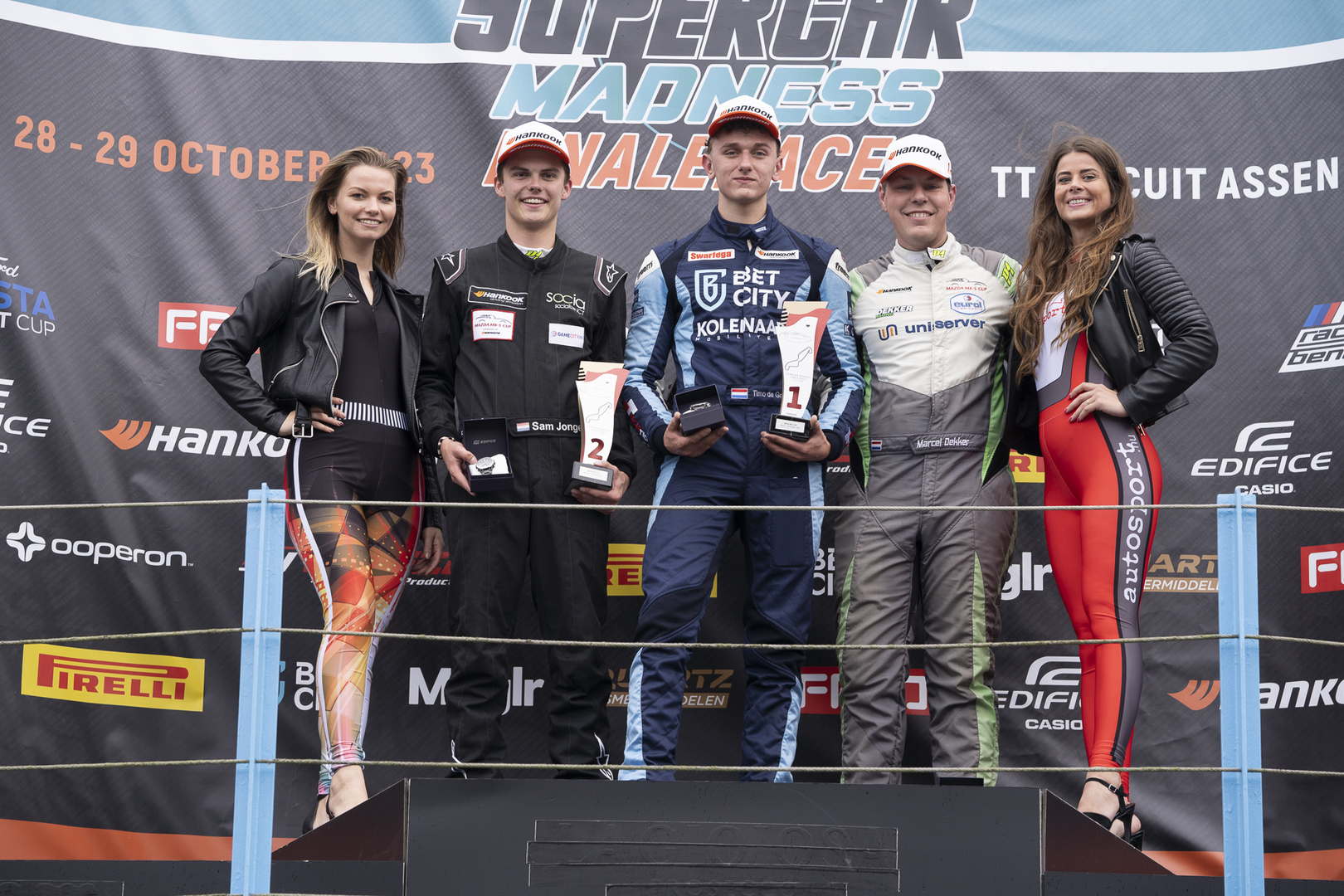 Sam Jongejan is de nieuwe kampioen, Timo de Graaff wint laatste race ...