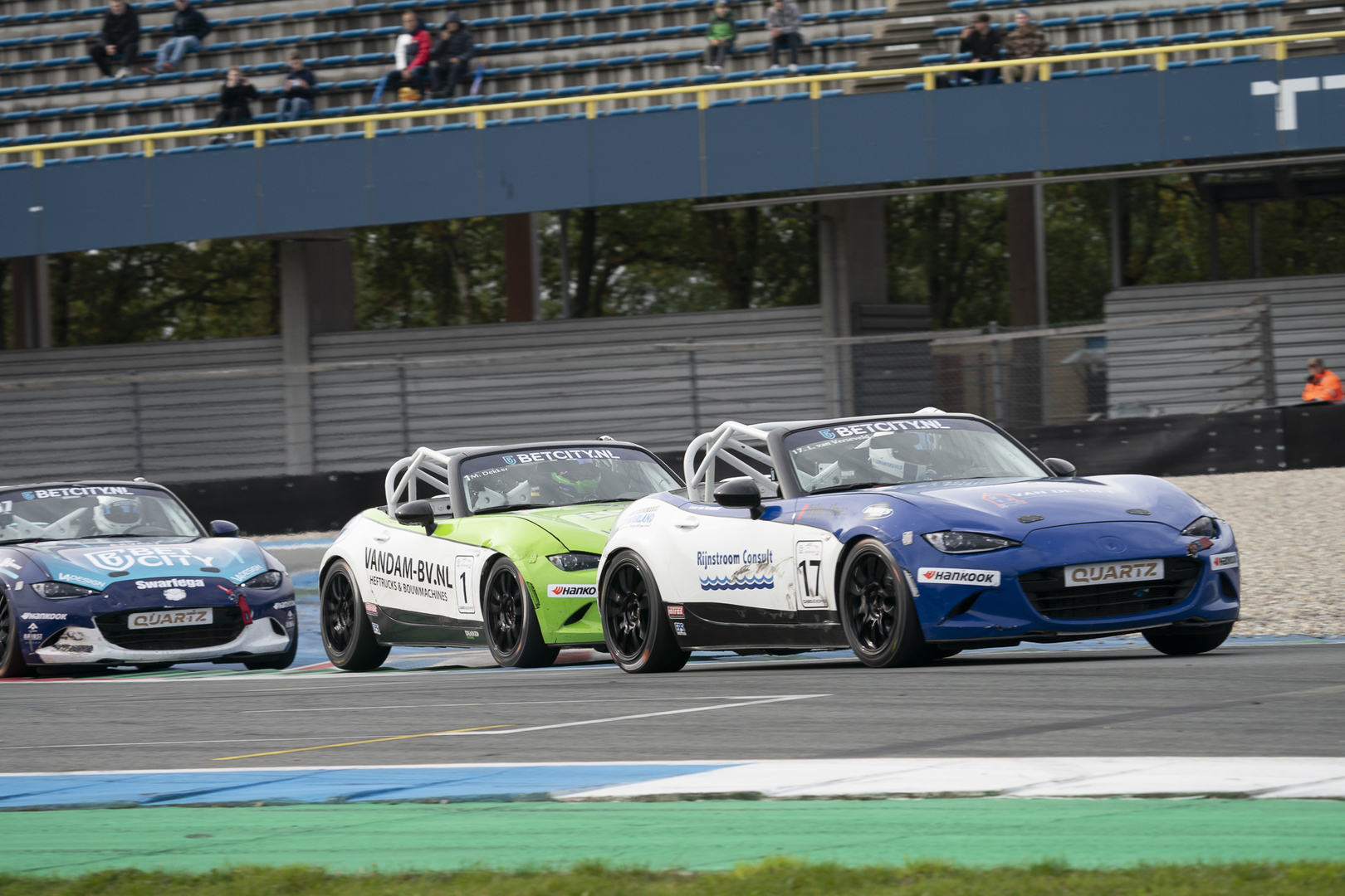 Sam Jongejan is de nieuwe kampioen, Timo de Graaff wint laatste race ...